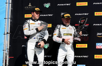 24QR08JS1022 - Brendon Leitch & Tim Miles, Fanatec GT World Challenge ...