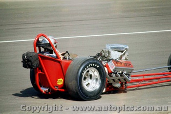 66909 - Earl Poage USA - Hemi Chrysler AA/Gas Dragster - Surfers ...