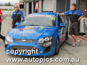 10BA02JS5032 - Ken Douglas, James Moffat & Ray Hislop, Armor All ...