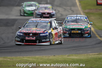 13SA09JS7003 - Jamie Whincup & Paul Dumbrell, Wilson Security Sandown ...