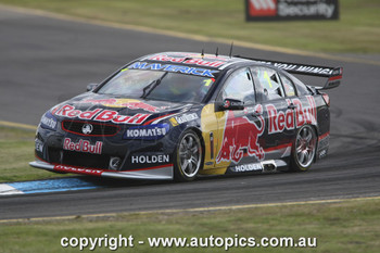 13SA09JS7004 - Jamie Whincup & Paul Dumbrell, Wilson Security Sandown ...