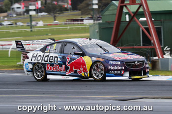 18SA09JS7020 - Jamie Whincup & Paul Dumbrell, Rabble.club Sandown 500 ...