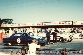 66077 - Norm Beechey, Chev Nova, The Neptune Racing Team, also Ian ...