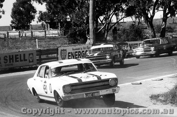 67751 - Ian Pete & Leo Geoghegan - Ford Falcon XR GT Bathurst 1967 ...