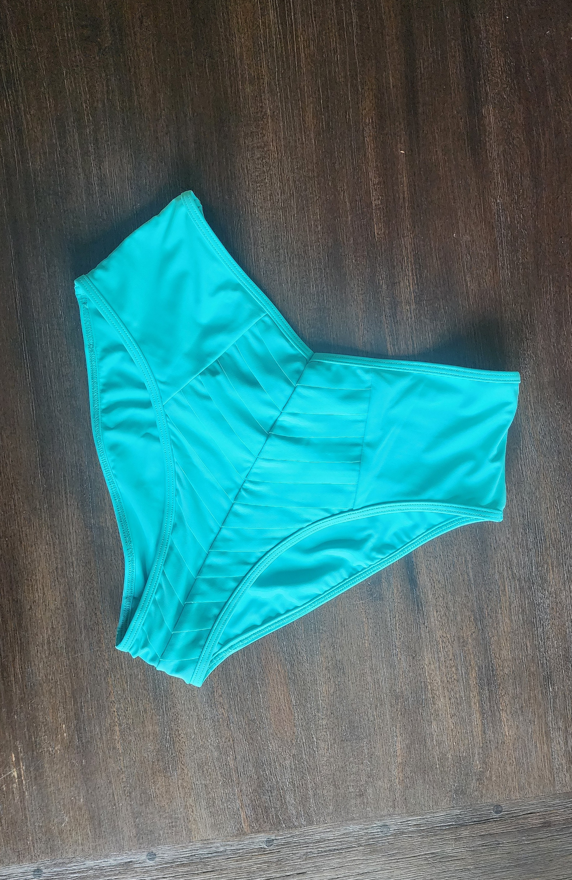 Fluted Low Rise Bottom
