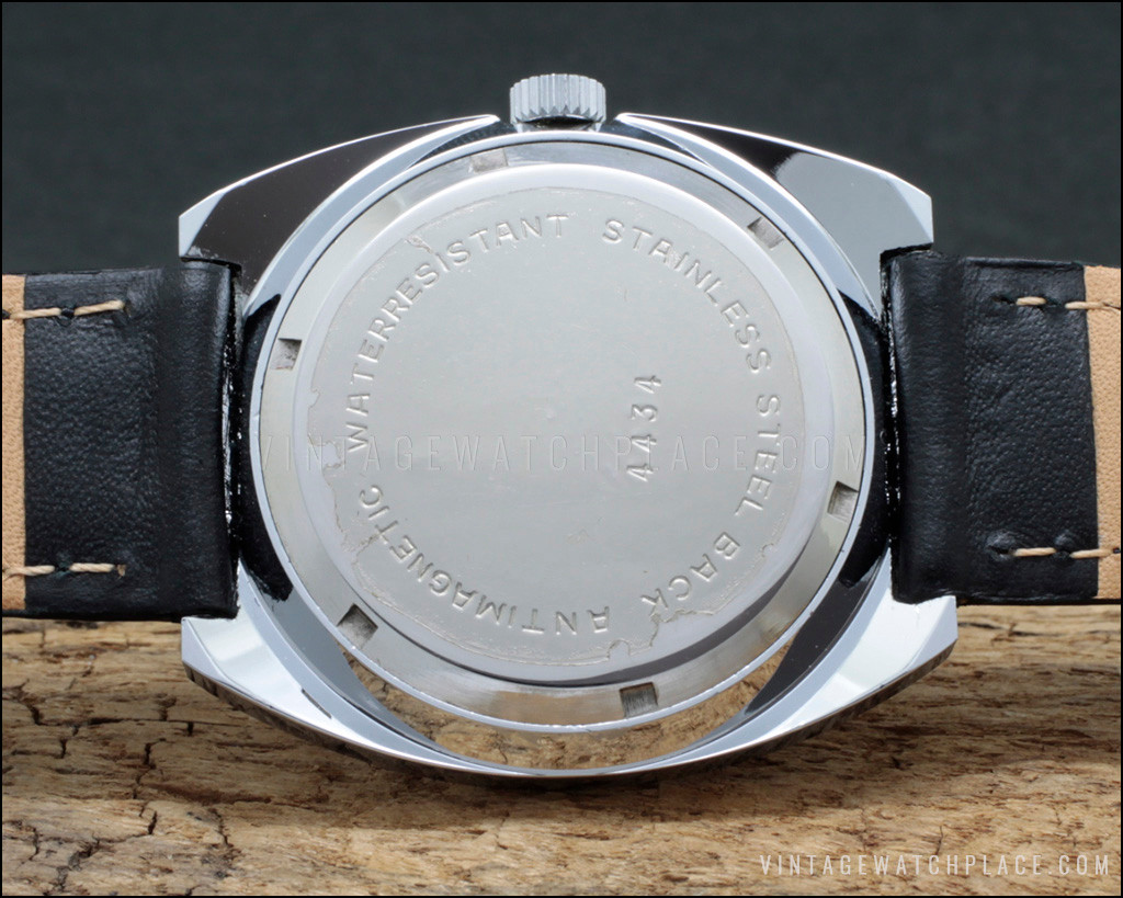 New Old Stock Helsa mechanical vintage watch, Swiss made, casual with a ...