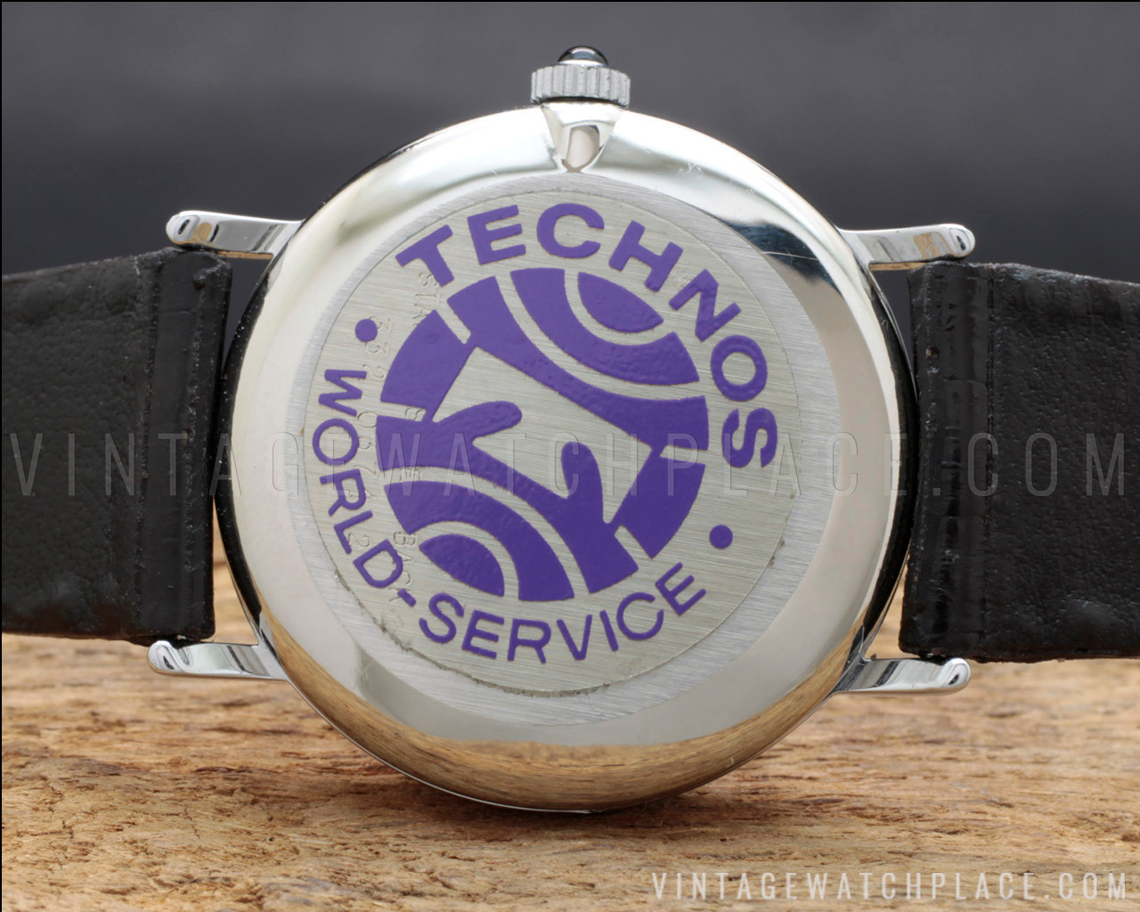 New Old Stock late 70's Technos mechanical vintage watch, NOS in ...
