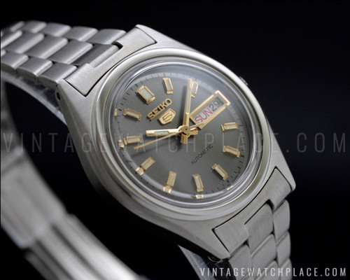 New Old Stock 1989 Ladies' Seiko 5 automatic vintage watch, NOS in ...