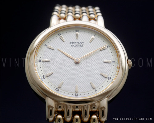New Old Stock 2000 Seiko dress Quartz vintage watch, 7N00-6A00, very dainty, 100% original, an ...
