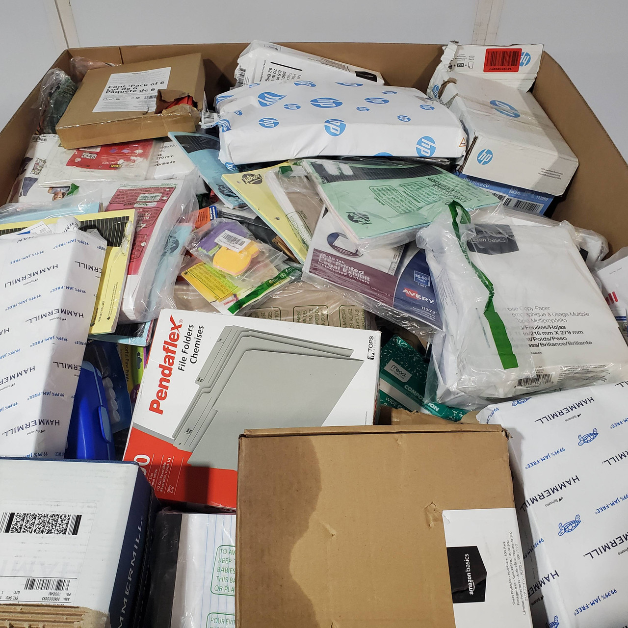 634 units of Office & School Supplies - MSRP $7,605 - Returns (Lot ...