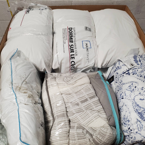 57 Units of Bedding - MSRP $1,790 - Returns (Lot # 676711) - Restock Canada