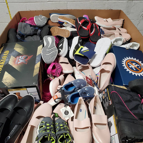 280 Units of Shoes (pair) - MSRP $6,455 - Returns (Lot # 679419 ...