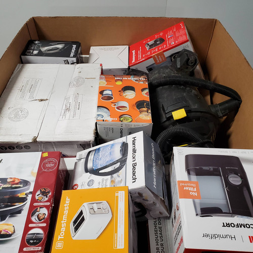 21 units of Small Appliances - MSRP $1,766 - Returns (Lot # 698131 ...