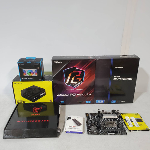 26 units of Computer Components - MSRP $3,697 - Salvage (Lot # 741444 ...