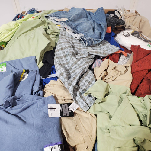 385 units of Men Clothing - MSRP $9,343 - Returns (Lot # 751916 ...