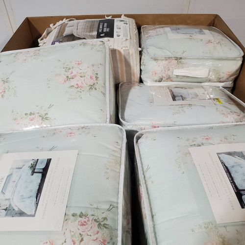 22 units of Bedding - MSRP $2,339 - Returns (Lot # 752042) - Restock Canada