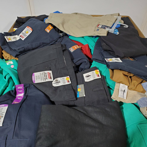 494 units of Men Clothing - MSRP $11,915 - Returns (Lot # 758120 ...