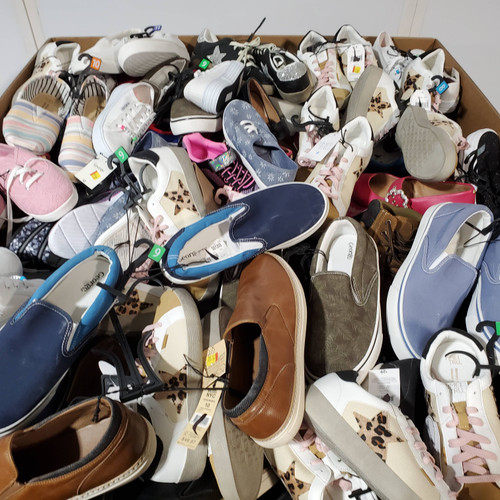 227 units of Shoes (pair) - MSRP $7,416 - Returns (Lot # 774715 ...