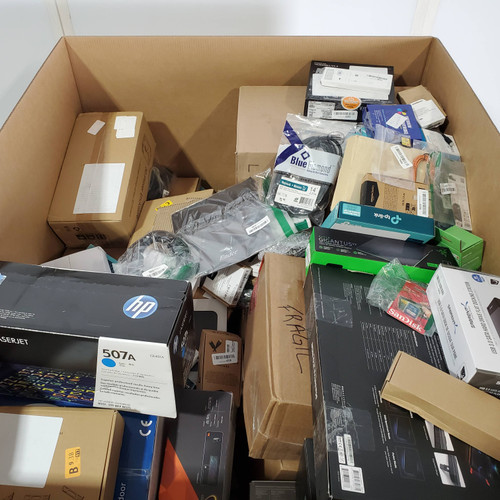 428 units of Computer Accessories - MSRP $14,021 - Returns (Lot ...