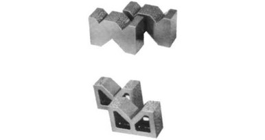 IMPA 651057 VEE BLOCKS CAST IRON 100x65x41mm set of 2pcs.