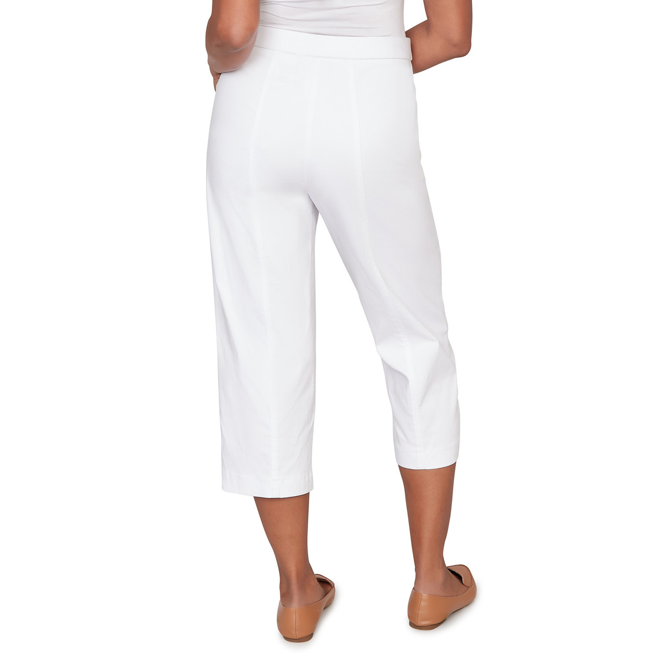 Women's Relaxed Flat Front Patch Pocket Capri | Alfred Dunner