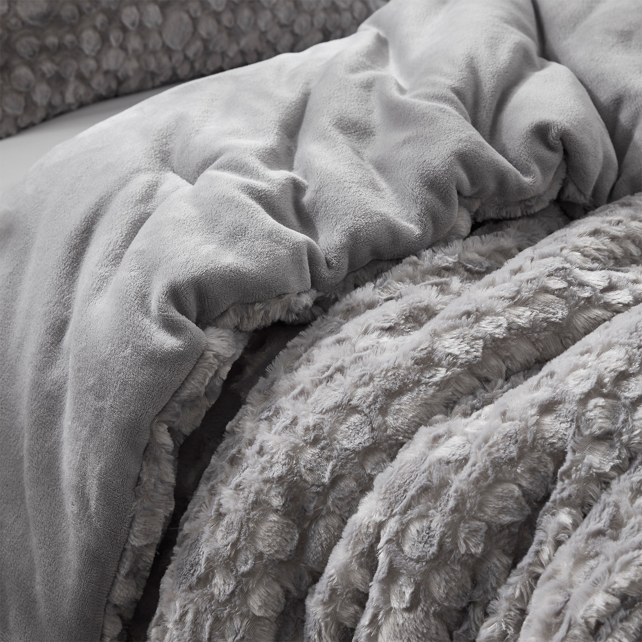 Tons of Texture - Coma Inducer® Oversized Comforter Set - Space Gray