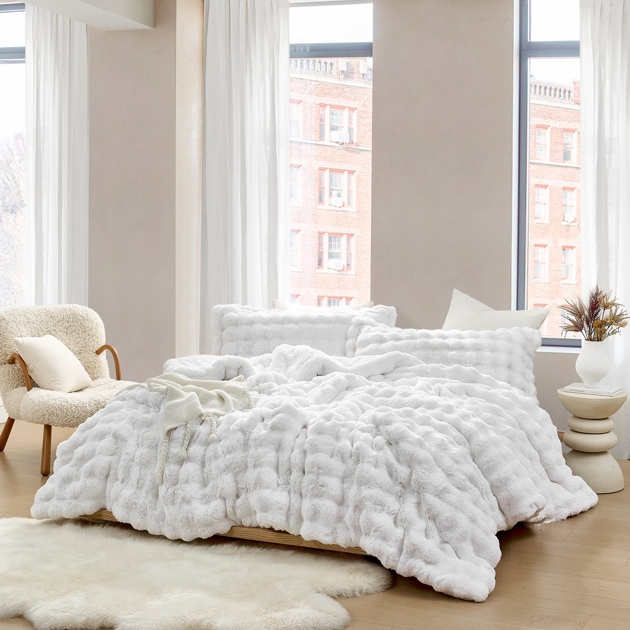 Snowball® Chunky Bunny - Coma Inducer® Oversized Comforter Set - White