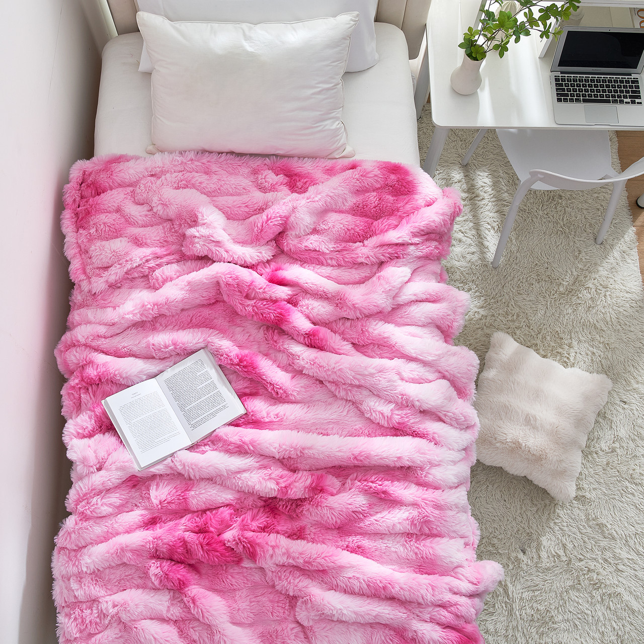 Snowball® Chunky Bunny - Coma Inducer® Blanket - Pink Cosmos