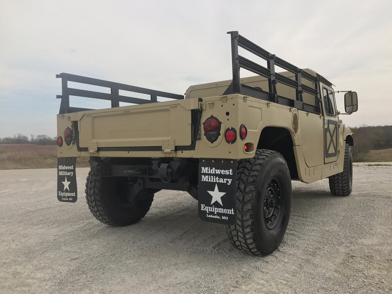 M998 MILITARY Hard Top MILITARY TRUCK ON-ROAD TITLE