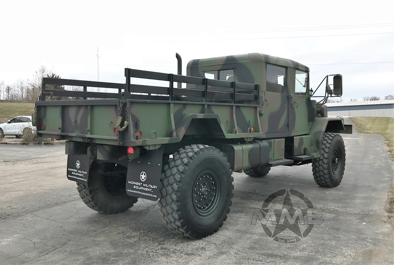 M35a2 Deuce & Half 4 Door 4X4 Military Truck