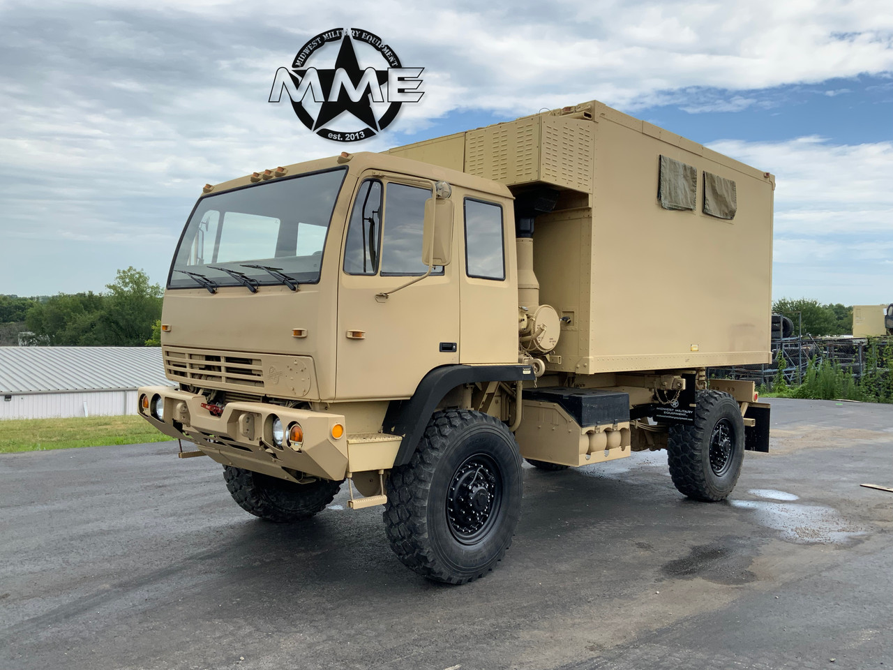 1998 Stewart & Stevenson M1079 2 1/2 Ton 4X4 LMTV Camper Truck
