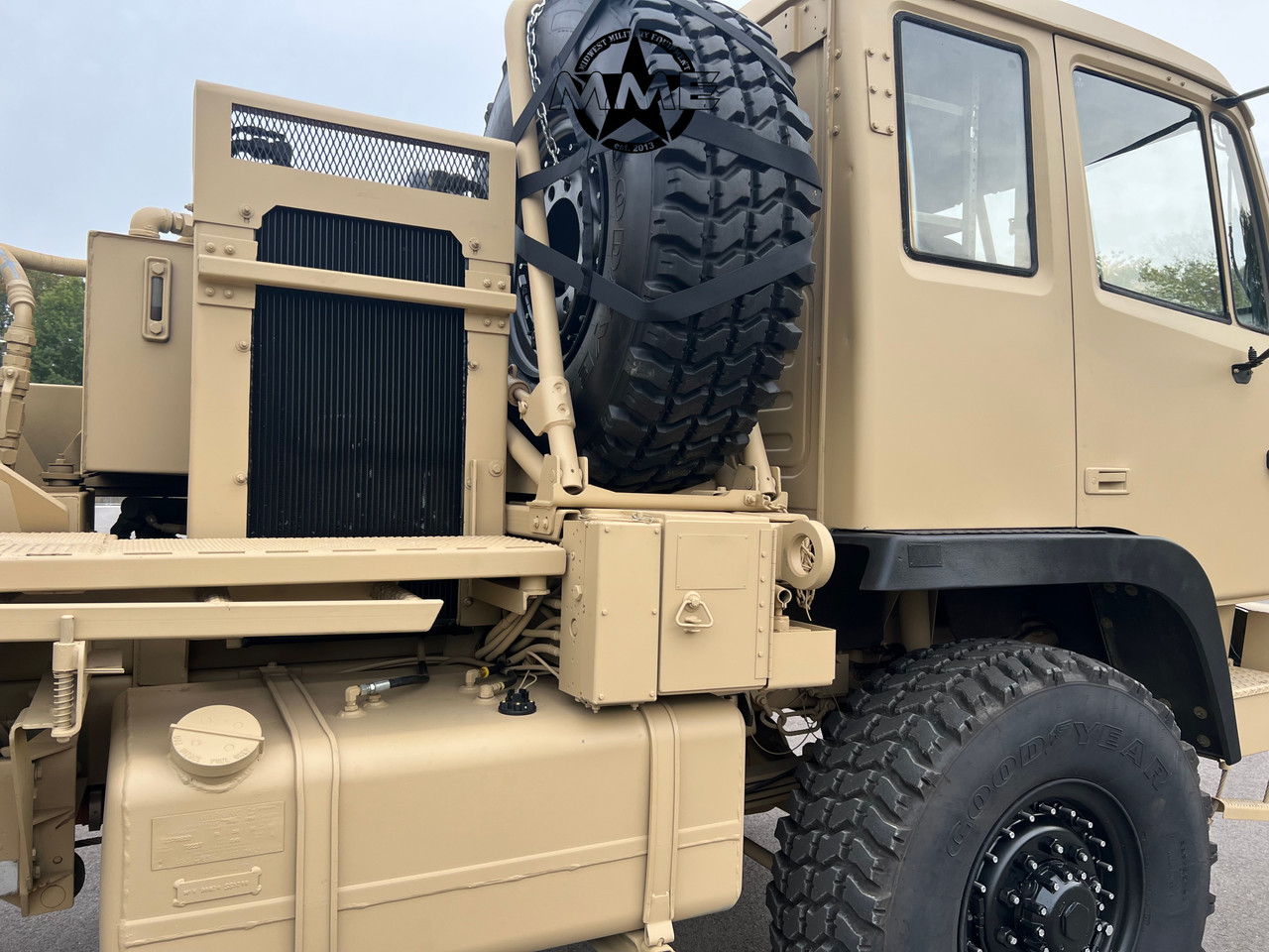 1994 Stewart & Stevenson M1089 Military 6x6 Wrecker Truck