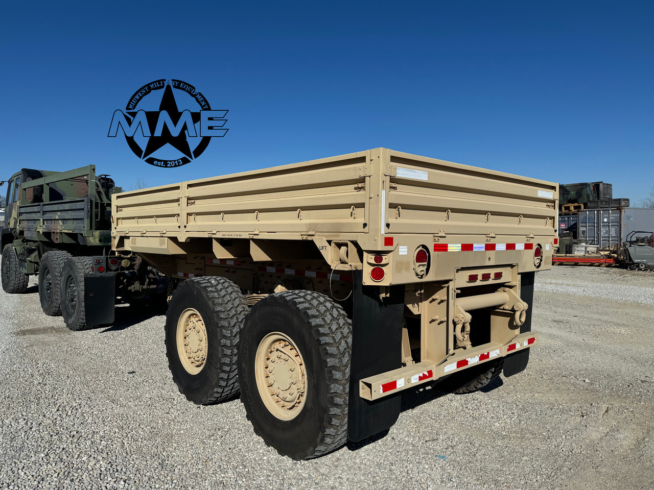 M1082 2 1/2 Ton LMTV / FMTV Drop Side Trailer