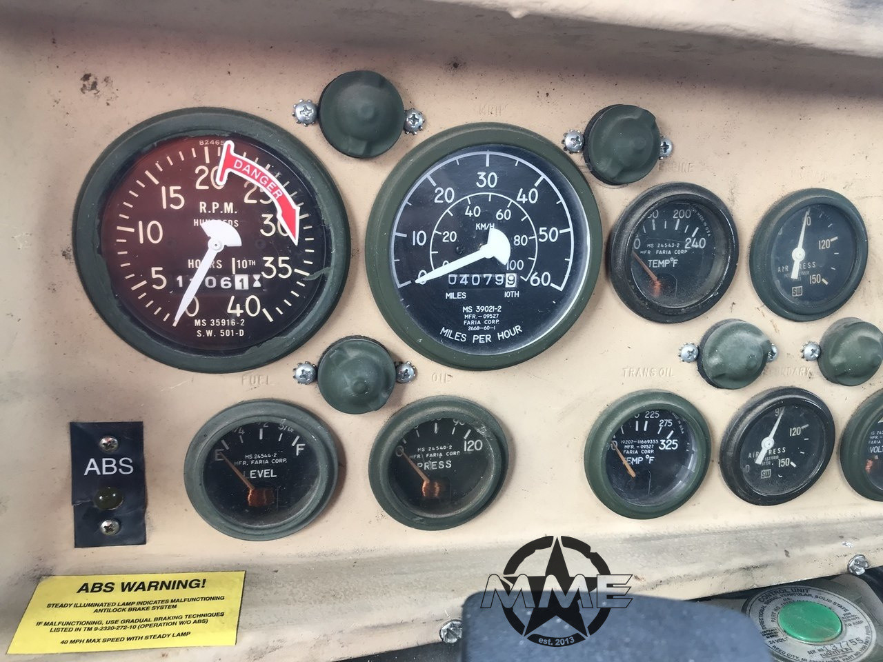 2004 M936 Military 6x6 wrecker crane truck 45,000lbs winch