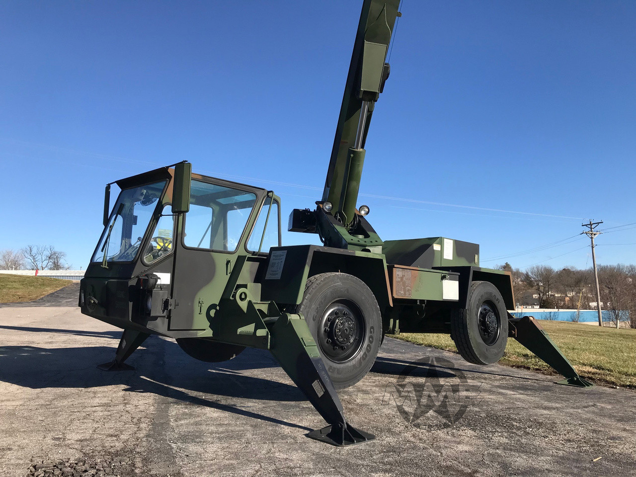 Koehring (TEREX) LRT 110 7.5 Ton Capacity 4X4 Rough Terrain Crane