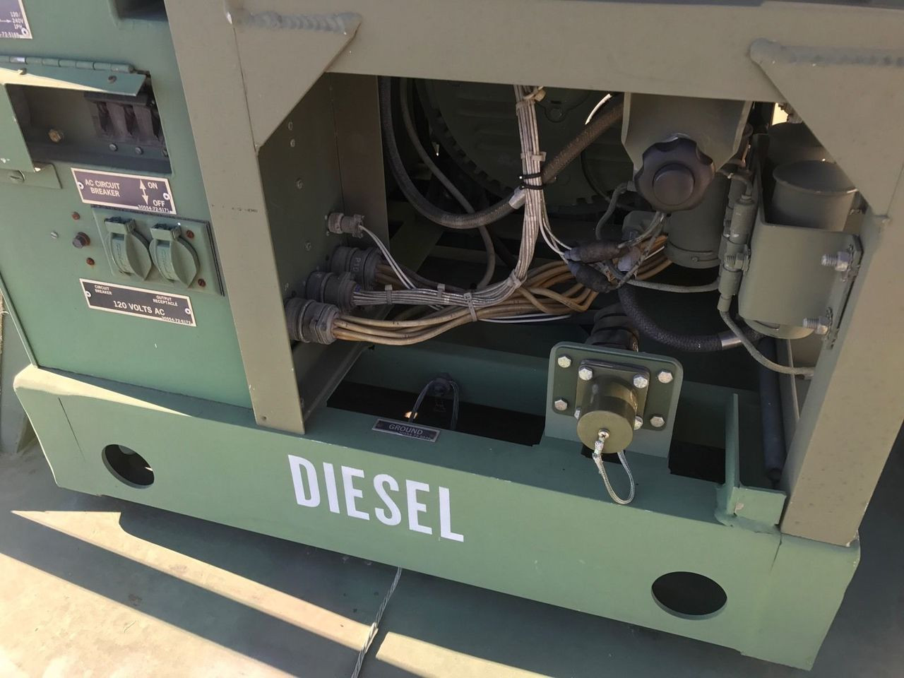 SOLD MILITARY MEP-002A 5KW 120 240 VAC 1 & 3 PHASE PORTABLE DIESEL ...