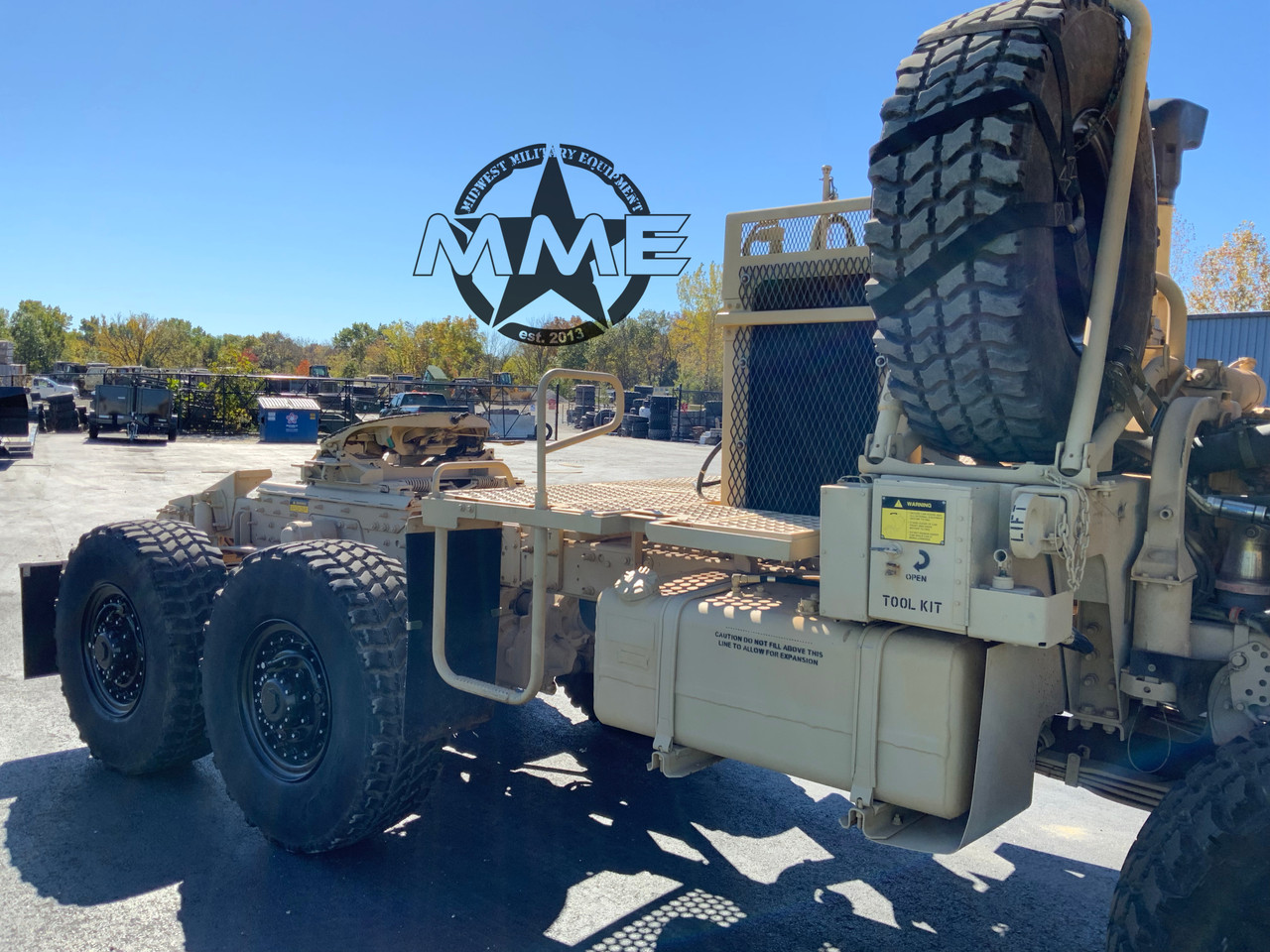 2001 BAE M1088A1 5 Ton 6x6 Military Truck Tractor Semi