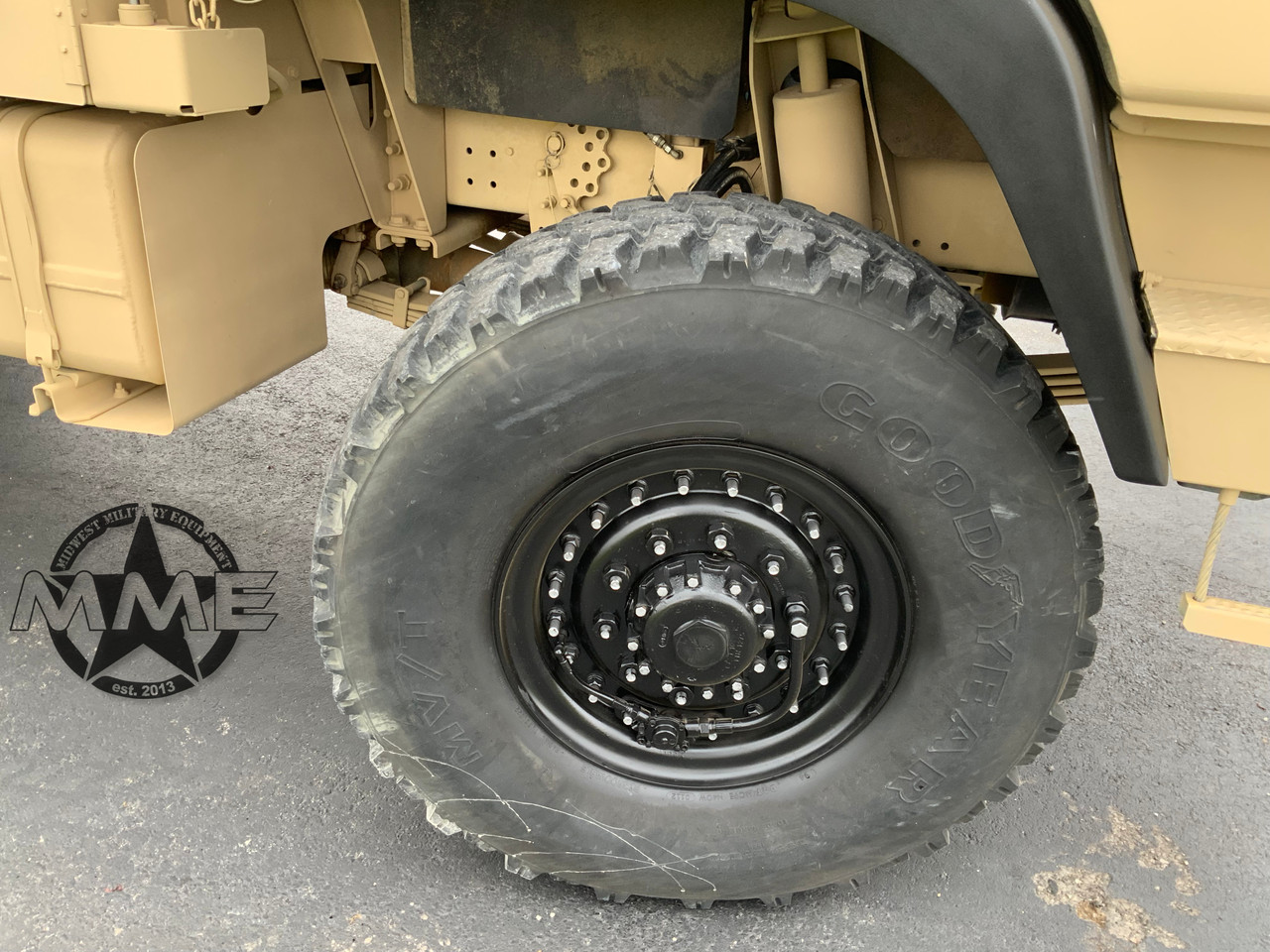 2009 BAE Systems M1081A1R LMTV 4X4 Cargo Truck With Air Conditioning