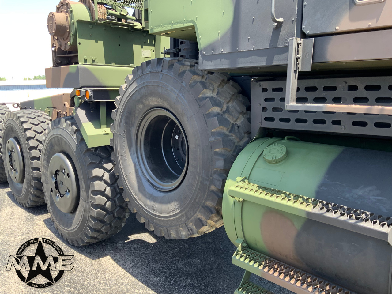 1993 Oshkosh M1070 8x8 HET Military Heavy Haul Tractor Truck Overhauled ...