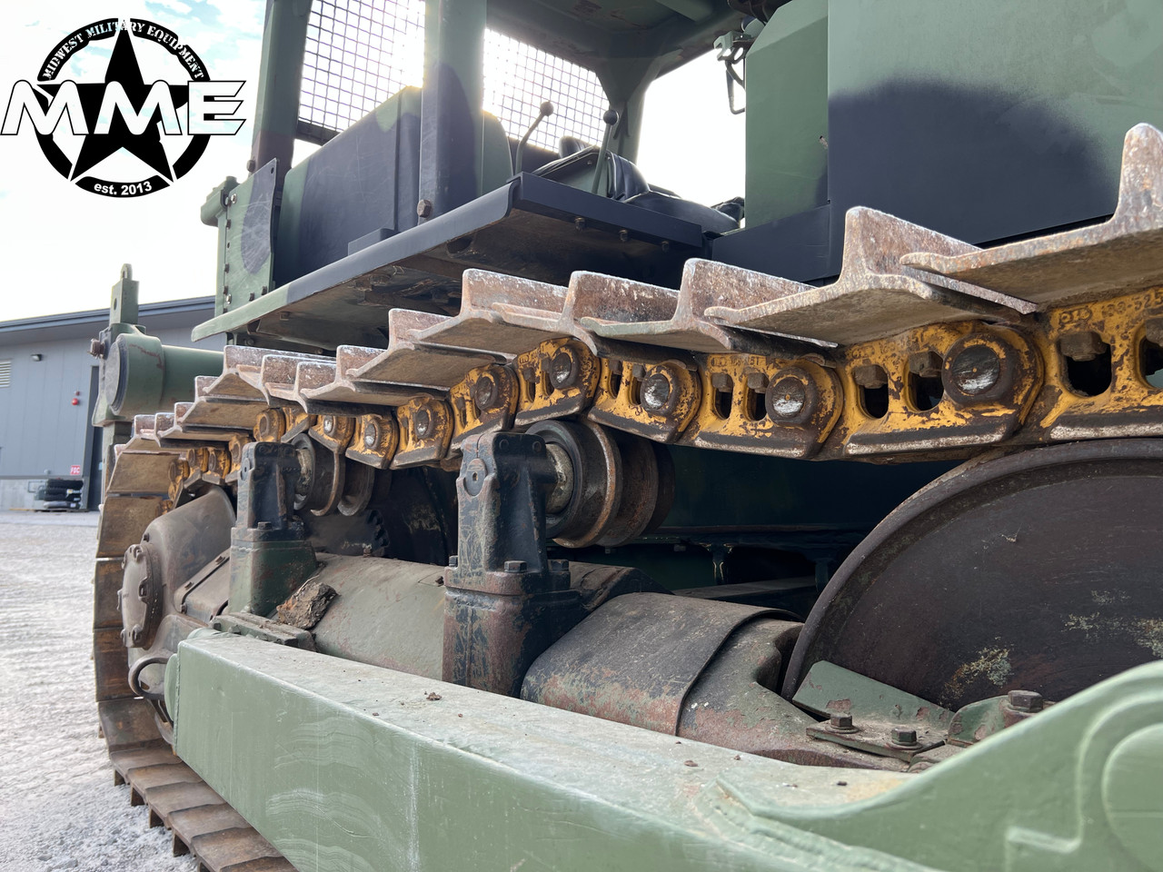 Caterpillar D7F Dozer With 3 Shank Ripper