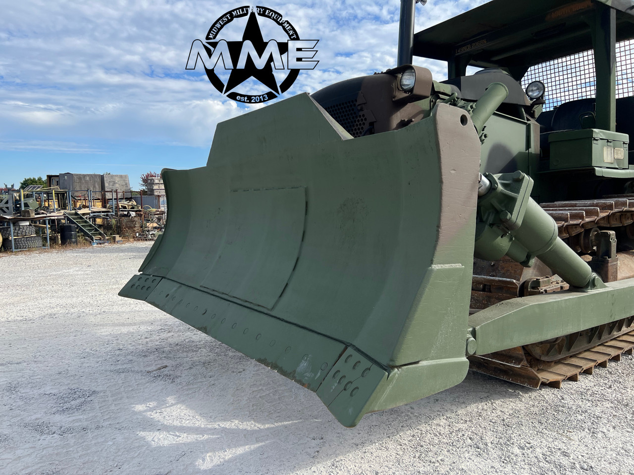 Caterpillar D7f Dozer With 3 Shank Ripper