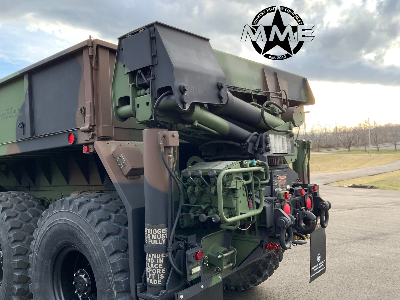 1991 M985 Oshkosh HEMTT 8X8 Truck With Material Handling Crane ...