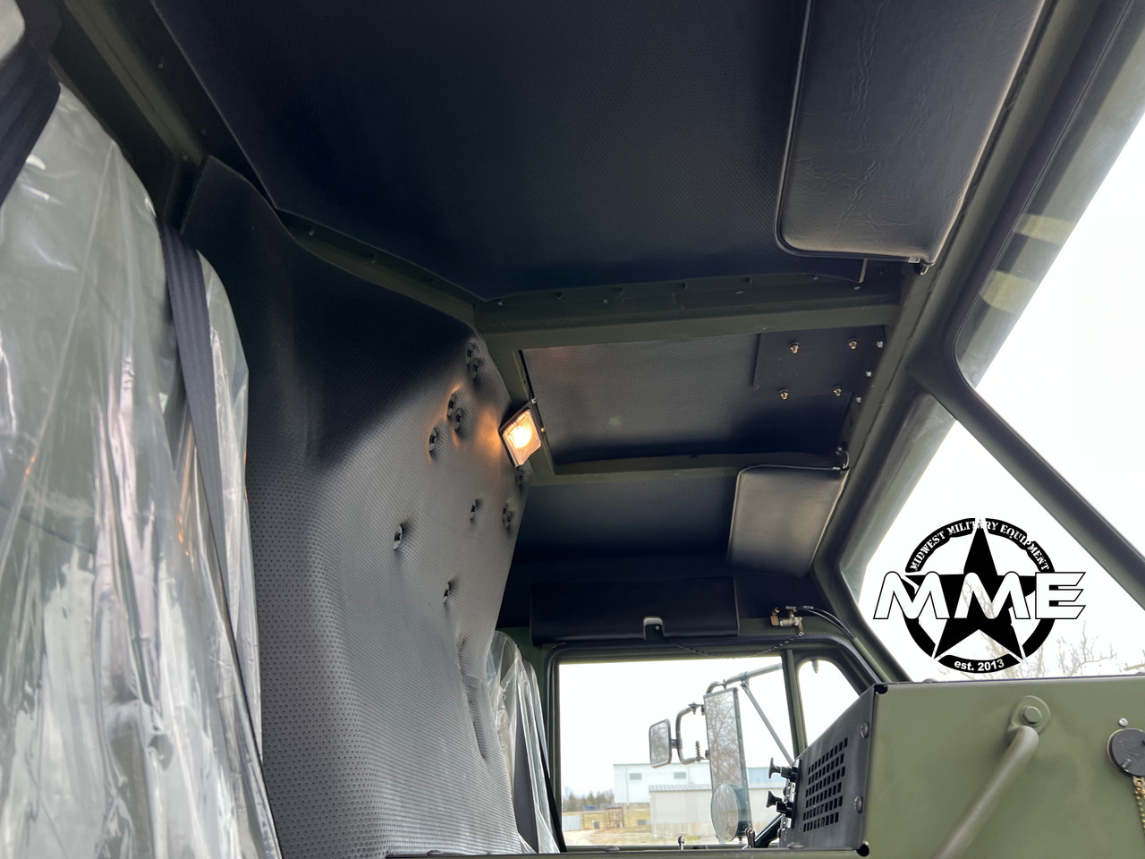 2007 Oshkosh M1120A2 HEMTT 8X8 Truck With LHS Hook Lift System W/ Air ...