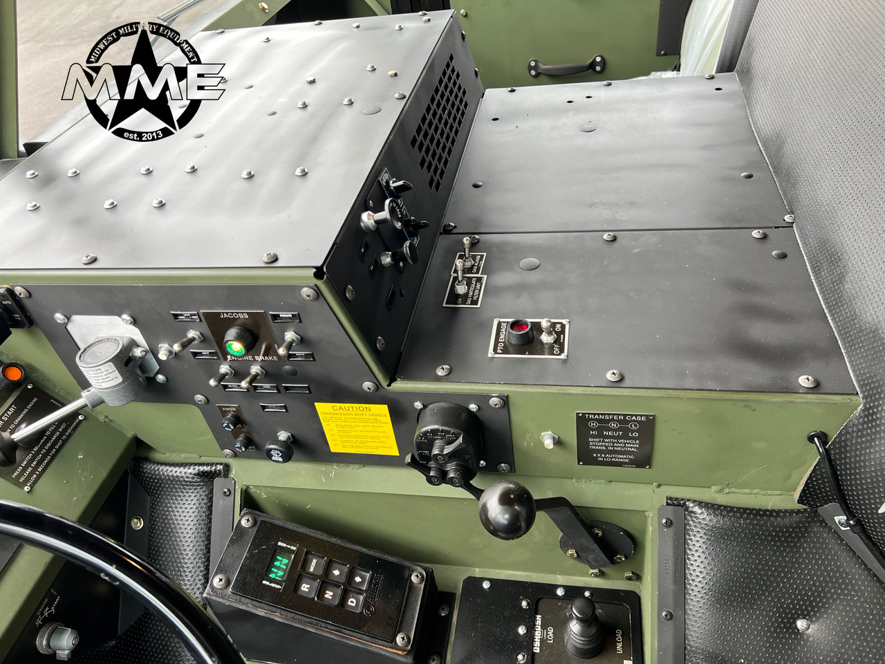 2007 Oshkosh M1120A2 HEMTT 8X8 Truck With LHS Hook Lift System W/ Air ...