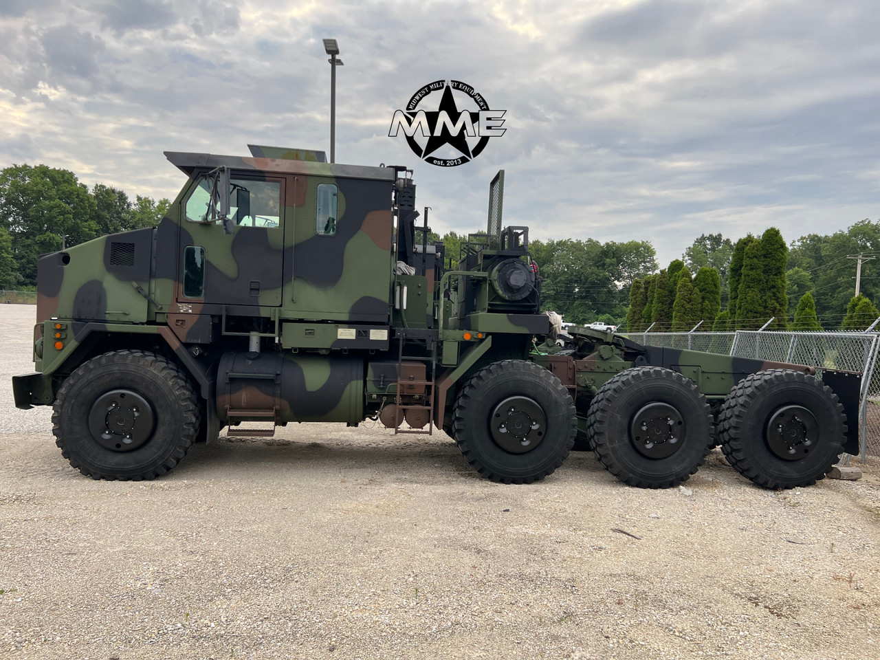 1993 Oshkosh M1070 8x8 HET Military Heavy Haul Truck Tractor Overhauled ...