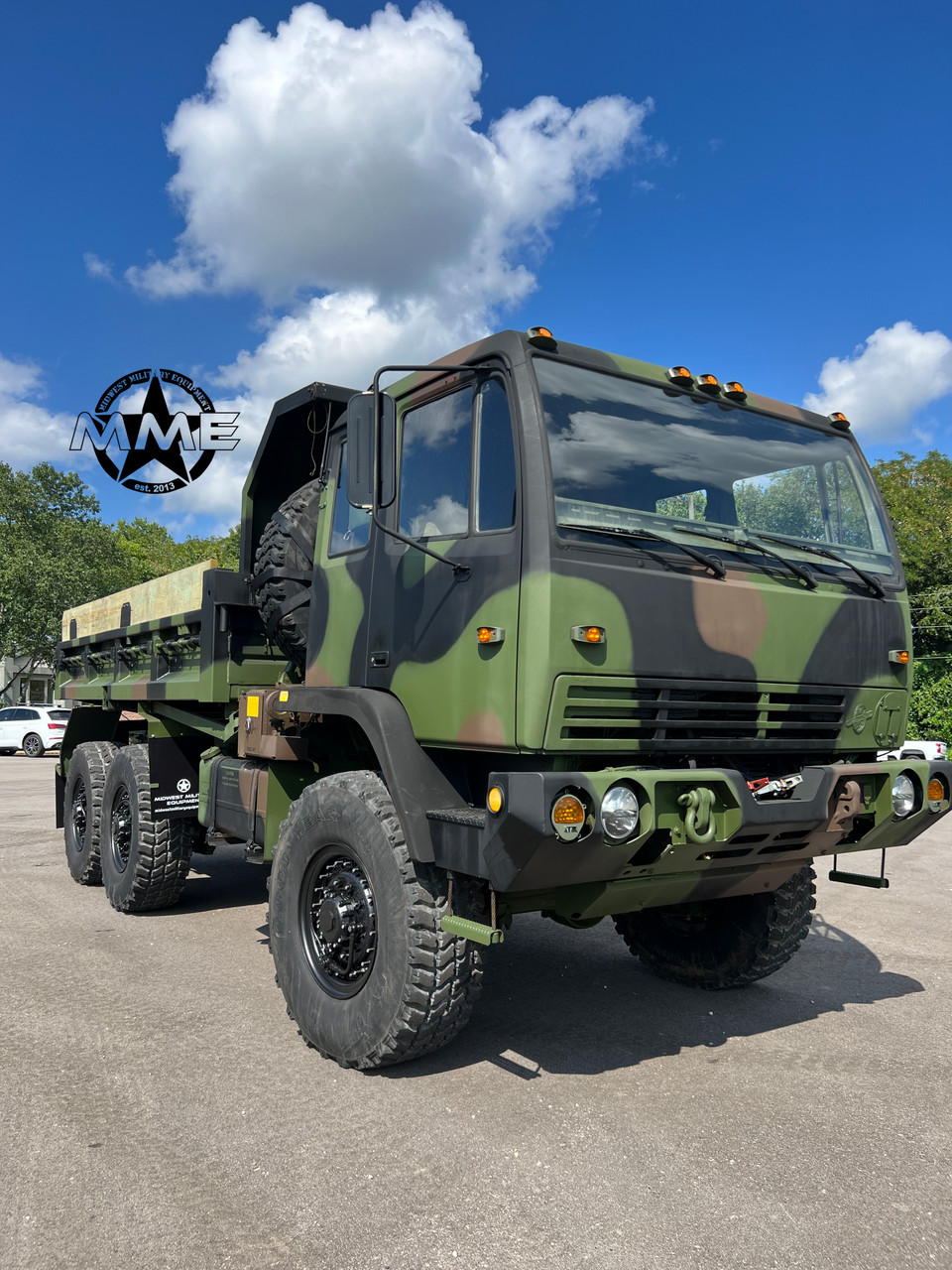 1997 Stewart Stevenson M1090 5-Ton 6x6 Dump Truck With A/C