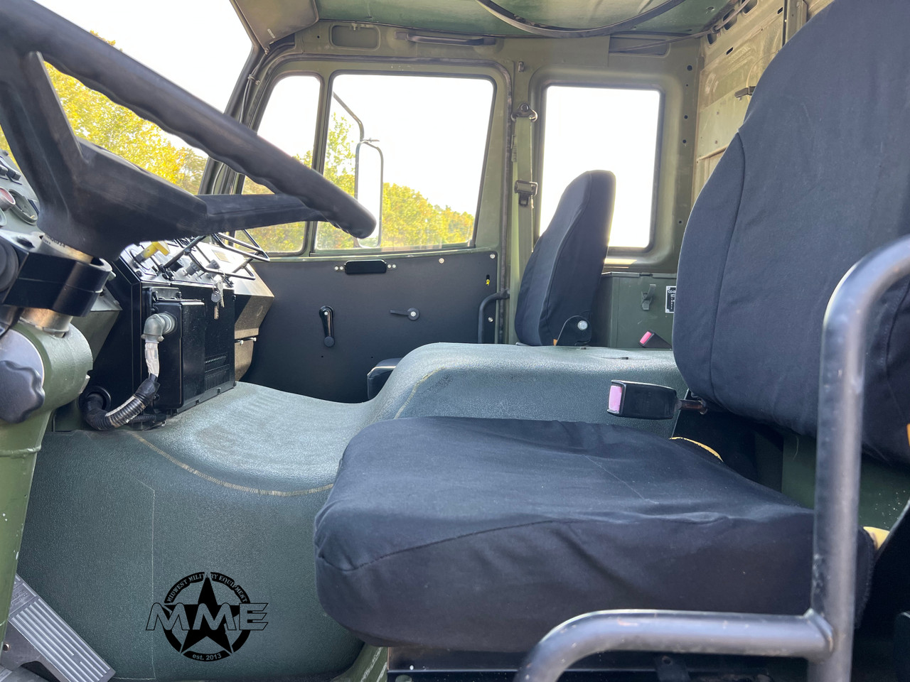 1998 Stewart & Stevenson LMTV M1079 2 1 / 2 Ton 4X4 Camper Truck