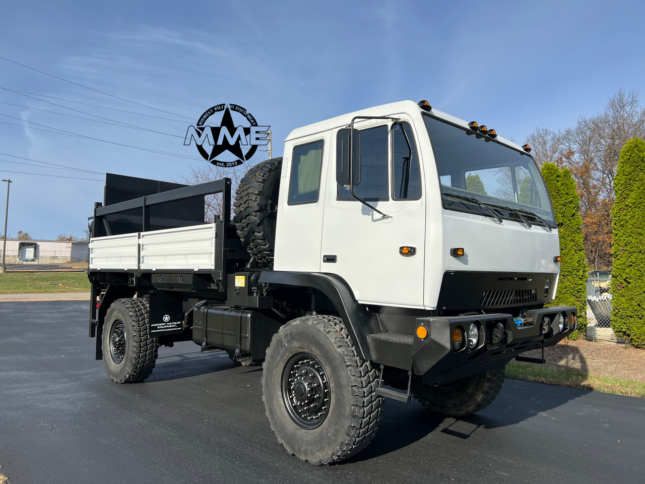 1996 Stewart & Stevenson M1078 LMTV 2 1/2 Ton Cargo Truck W/ Lift Gate