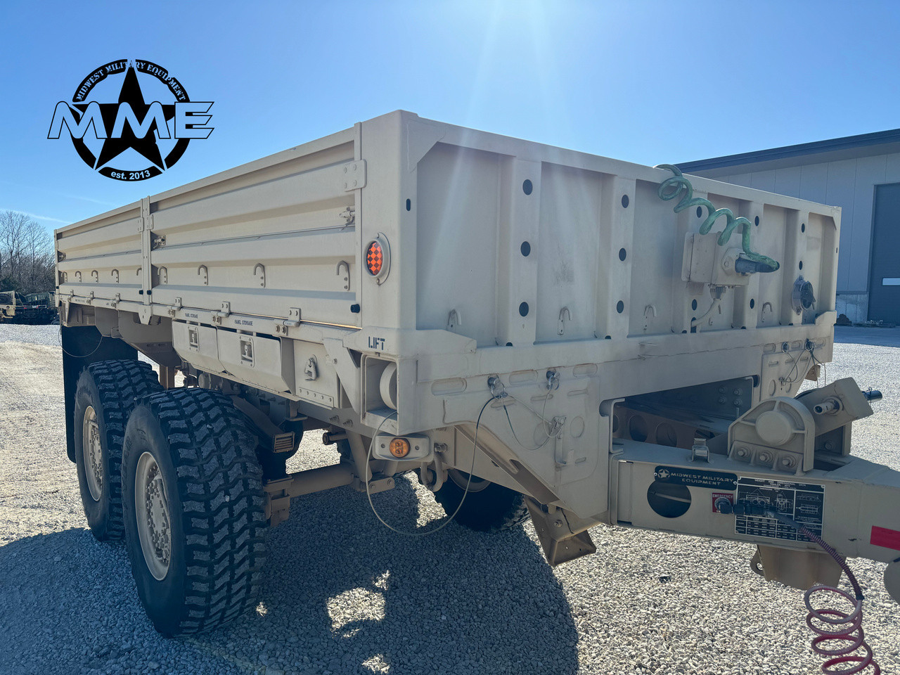 M1082 2 1/2 Ton LMTV / FMTV Drop Side Trailer