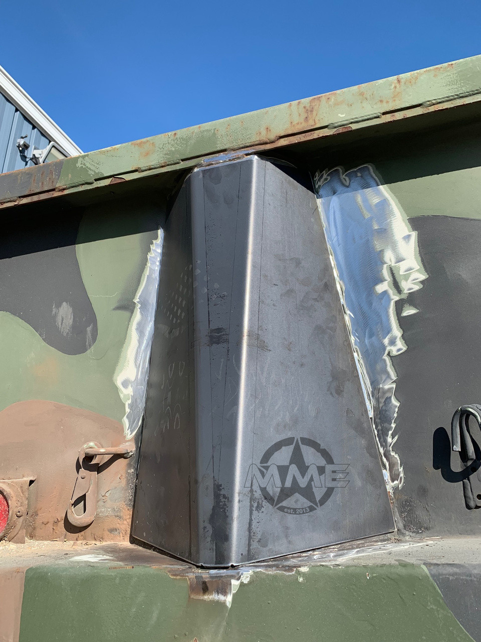 M900 Series Dump Truck Replacement Side Panels